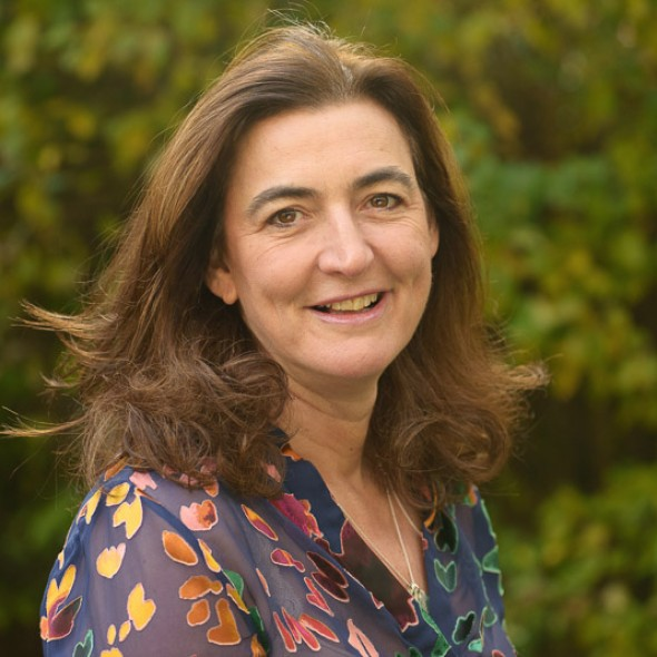 Petronella West - Investment Quorum CEO